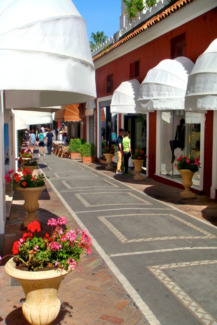 Visit Capri 2020 | What to See | Romantic things to do - 7 Days Abroad